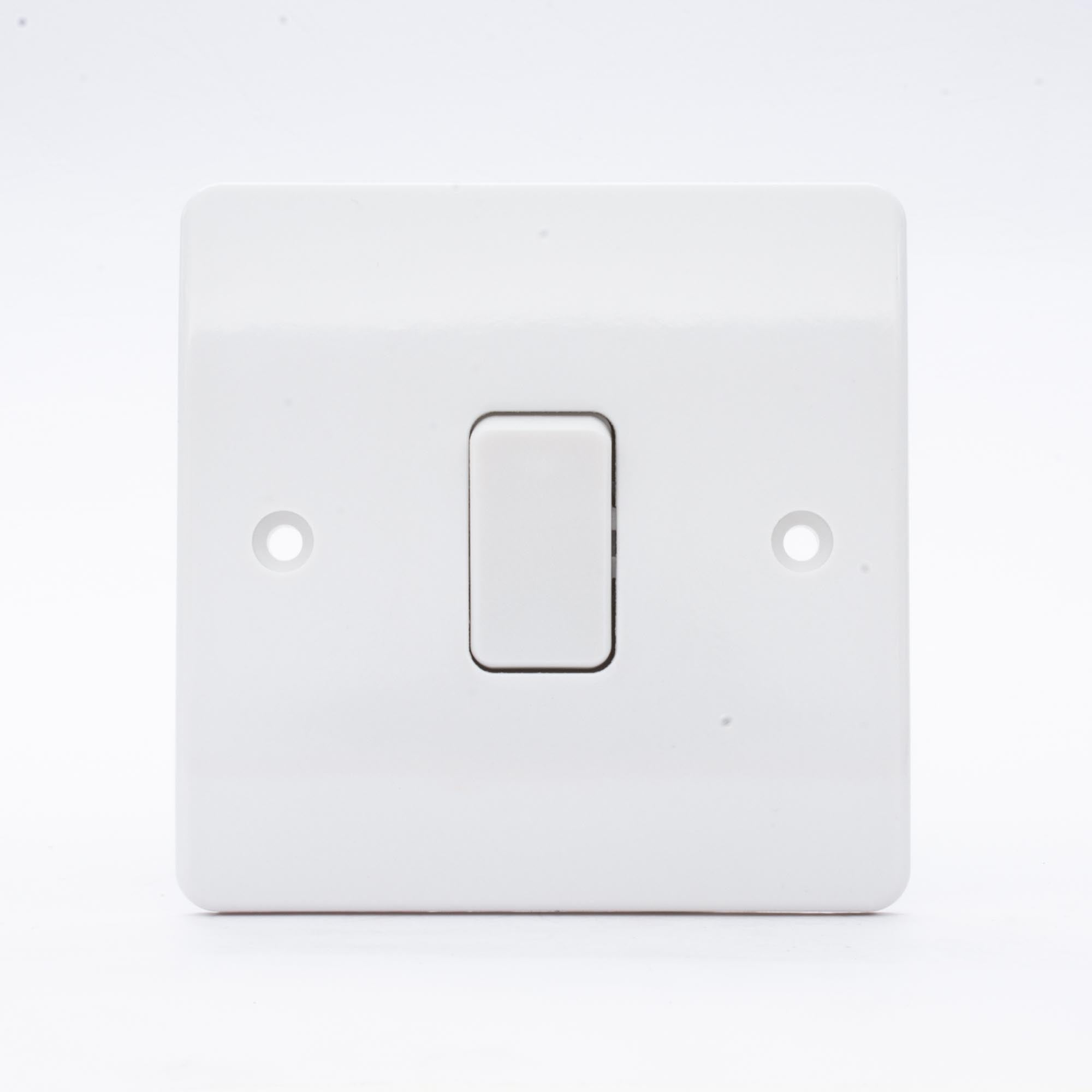 MK Logic Plus K4871WHI, 10A Single 2 Way Plate Switch